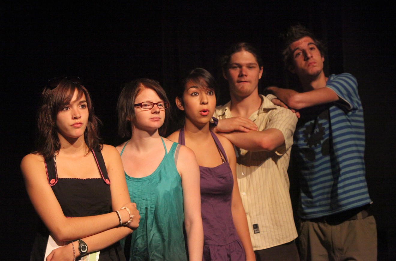 Cours de théâtre pour adolescents dès 13 ans - avec Sarah Barman ...